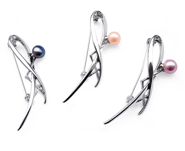 Real Pearl Brooch in 4 Colors